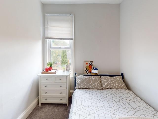 Room at Noel Street, Nottingham