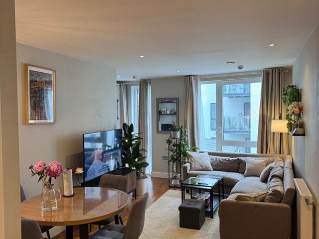 Room at Norman Road, Greater London