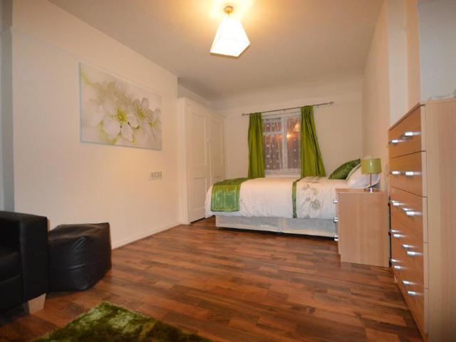 Room at Norbroke Street, Greater London