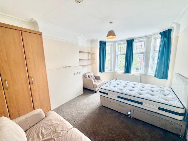 Room at Norfolk Road, Greater London