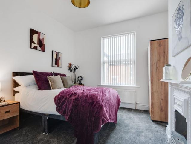 Room at Norris Street, Preston