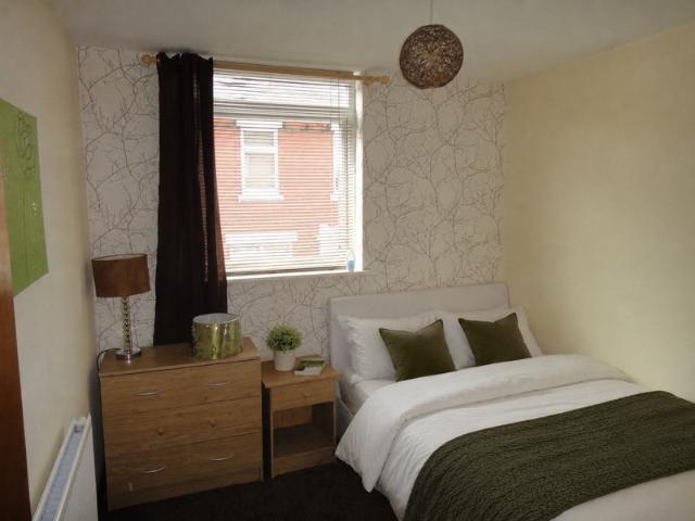 Room at Norris Street, Preston