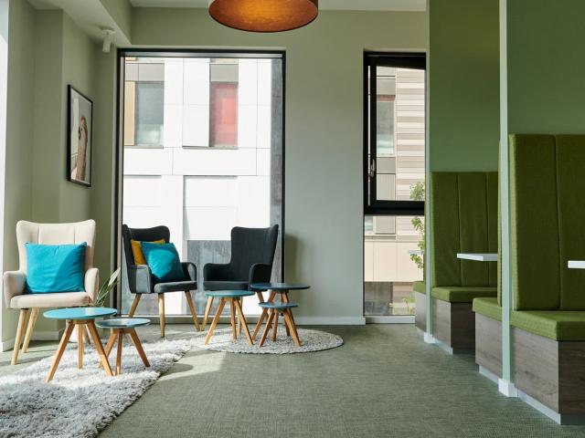 Room at North End Road, Greater London