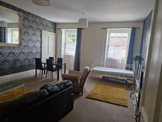 Room at North Gate, North Kesteven