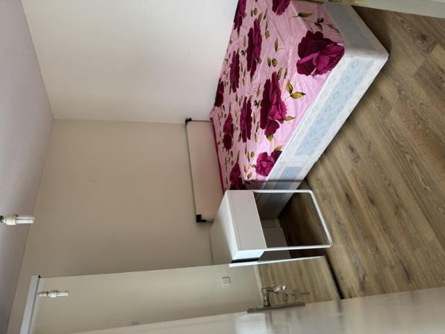 Room at North Gower Street, Greater London