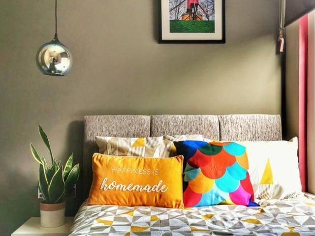 Room at North Road, Cardiff