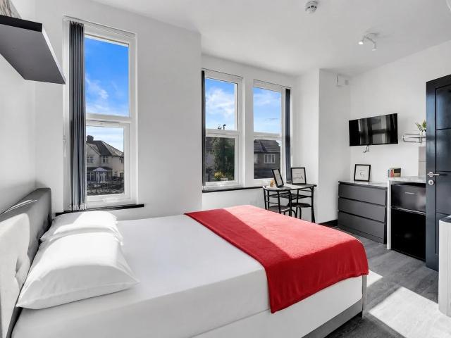 Room at North Road, Greater London