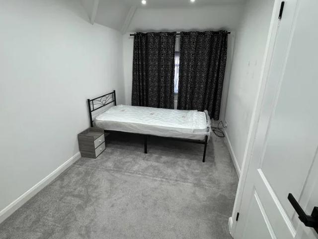 Room at North Road, Greater London
