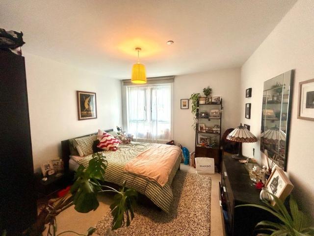 Room at North Road, Greater London
