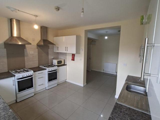 Room at North Road, Greater London