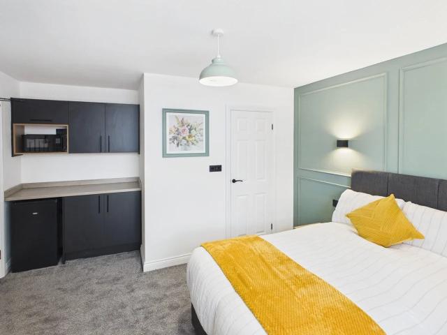 Room at North Road, Darlington