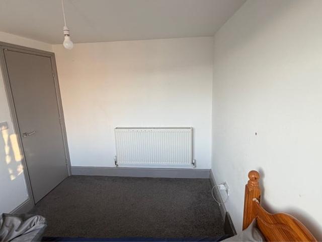 Room at North Road, Stoke on Trent