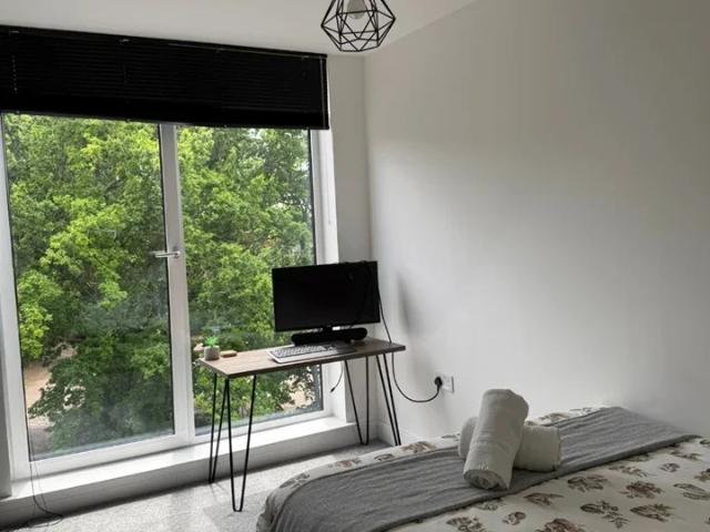 Room at North Road, Poole