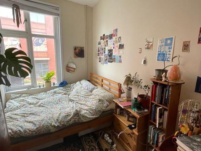 Room at North Street, Bristol