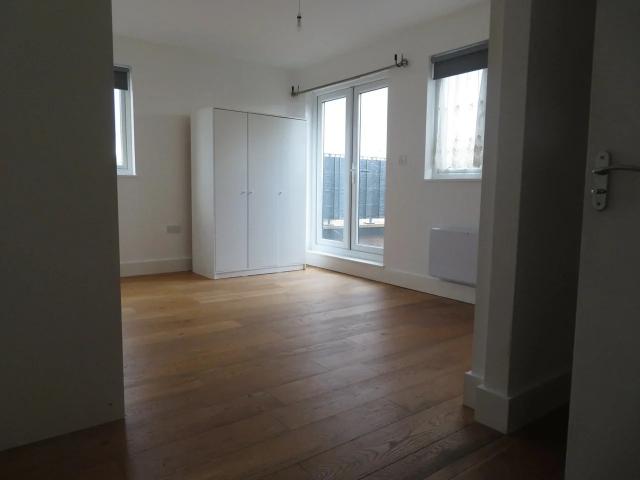 Room at North Street, Greater London