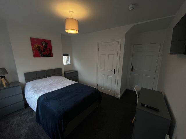 Room at North Street, North West Leicestershire