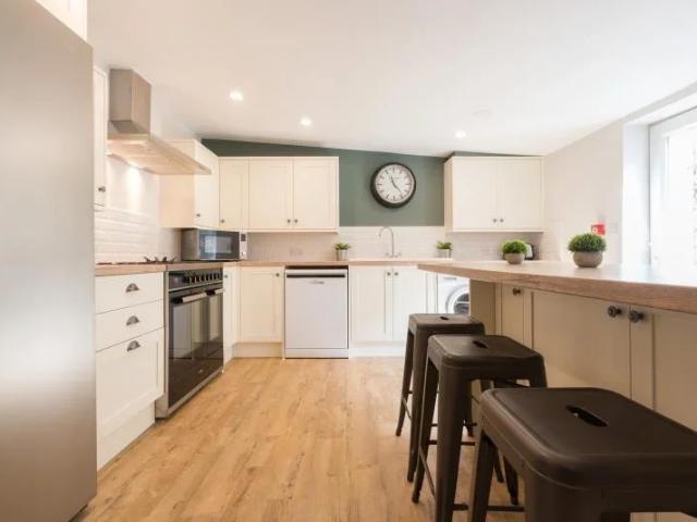 Room at North Street, Plymouth