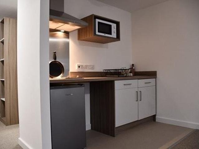 Room at North Street, Stoke on Trent