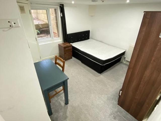 Room at North Sherwood Street, Nottingham