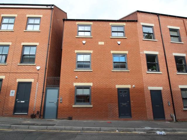 Room at North Sherwood Street, Nottingham