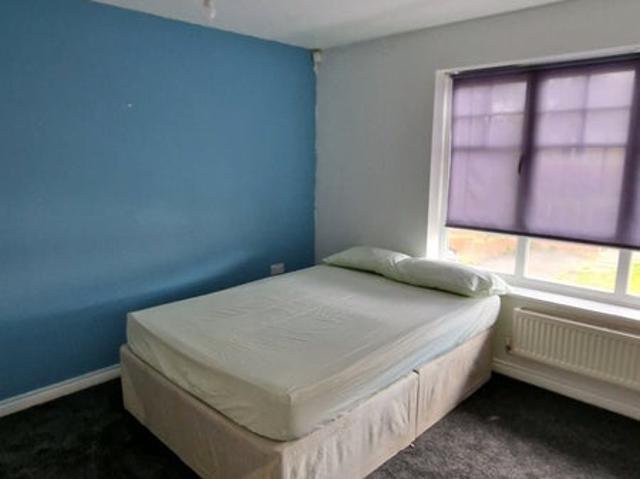 Room at Northcote Avenue, Manchester