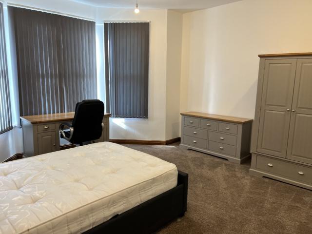 Room at Northcote Lane, Cardiff
