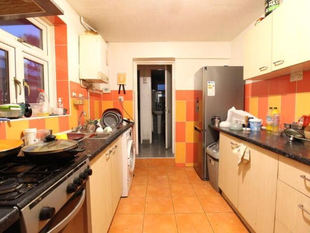 Room at Northcote Road, Southampton