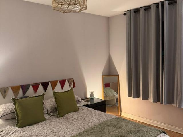 Room at Northcote Street, City of Edinburgh