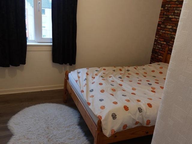 Room at Northfield Broadway, City of Edinburgh