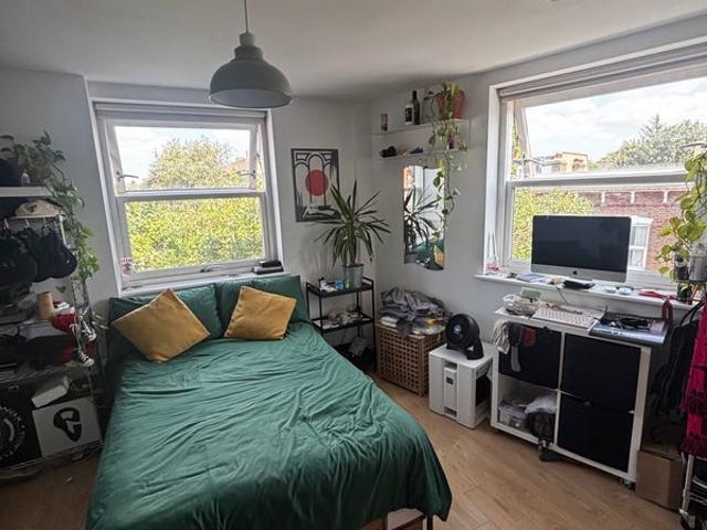 Room at Northwold Road, Greater London