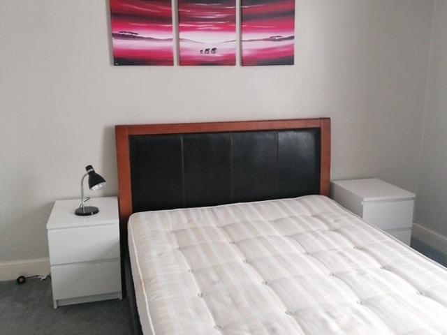 Room at Northumberland Avenue, Wyre Forest