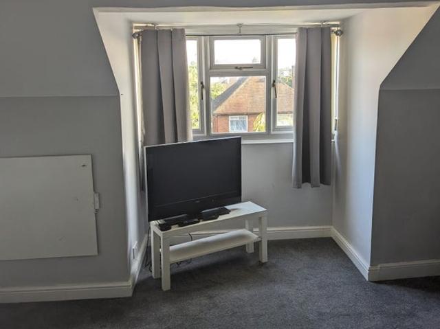 Room at Northumberland Avenue, Wyre Forest
