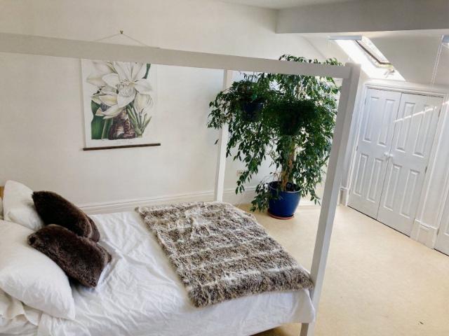 Room at Northumberland Road, Royal Leamington Spa