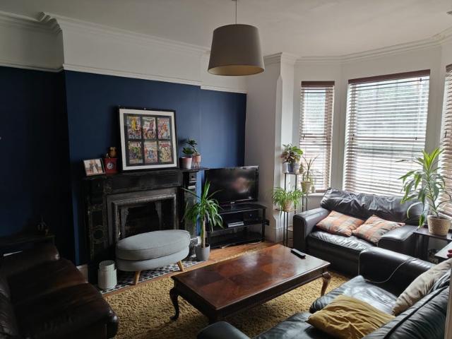 Room at Nottingham Road, Nottingham
