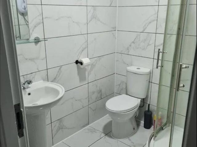 Room at Otway Street, Preston