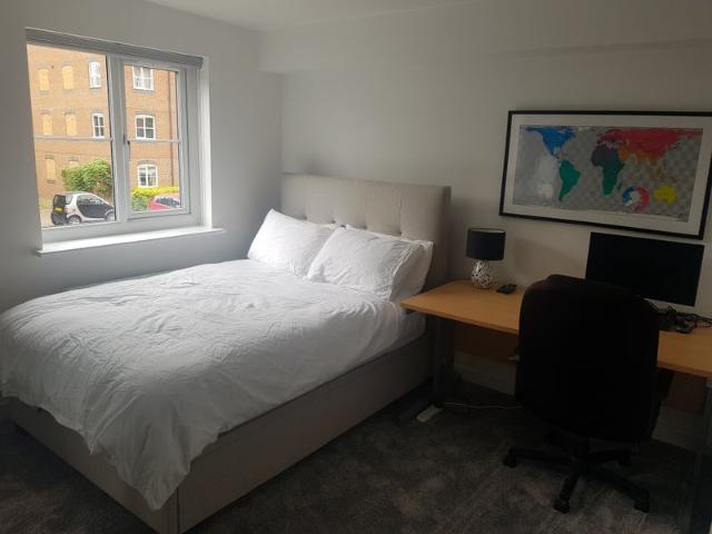 Room at Otter Close, Greater London