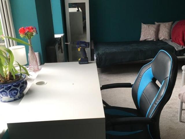 Room at Outwood Walk, Leeds