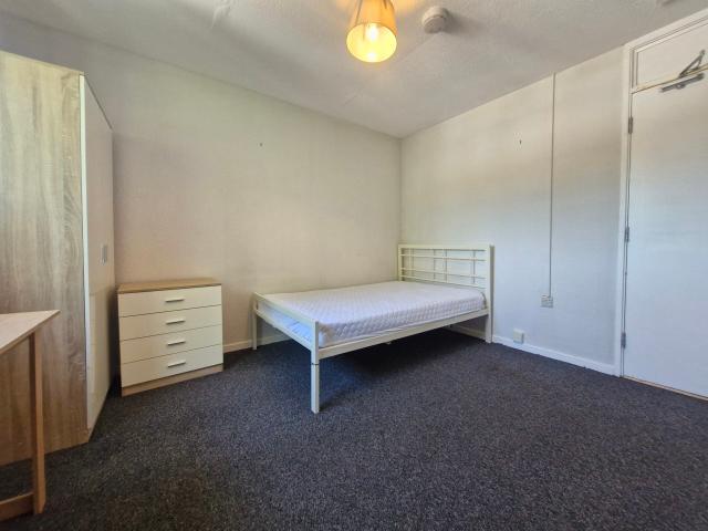 Room at Oxclose, Peterborough