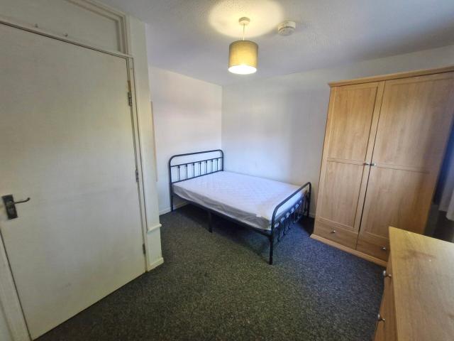 Room at Oxclose, Peterborough