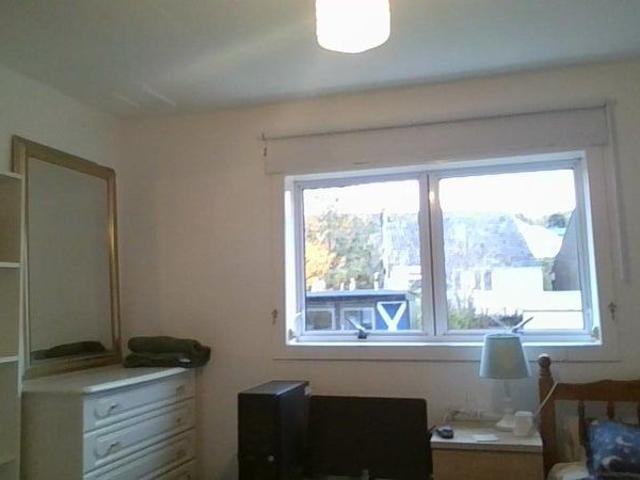 Room at Oxgangs Farm Avenue, City of Edinburgh