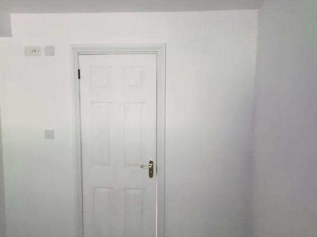 Room at Oxford Way, Sandwell