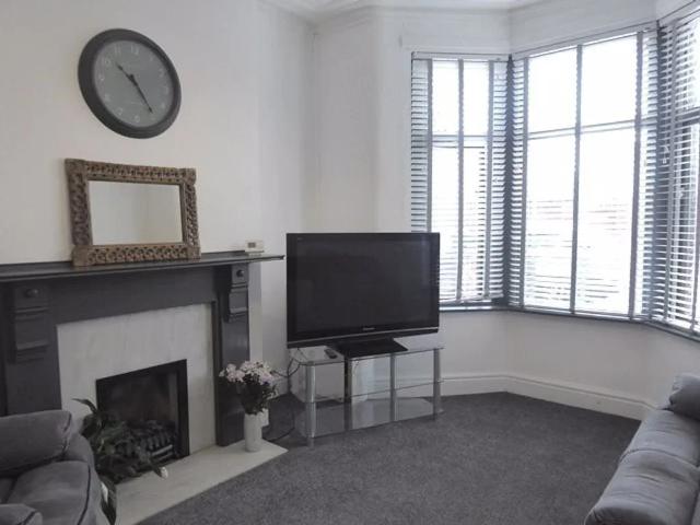 Room at Oxford Street, Barrow in Furness