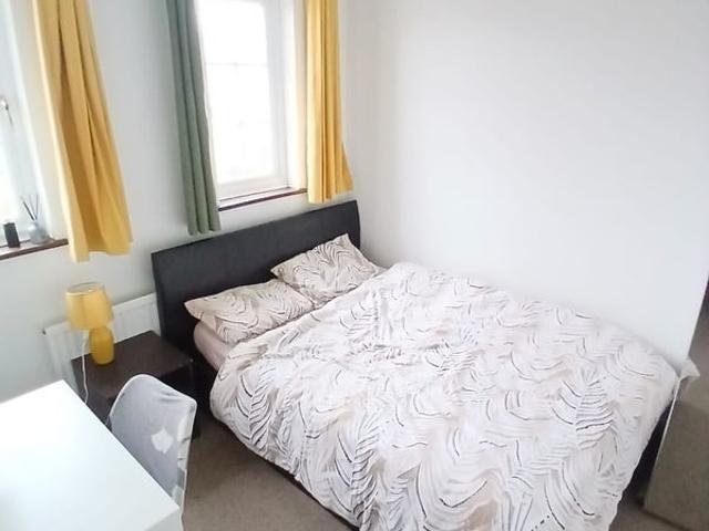 Room at Oxley Close, Greater London