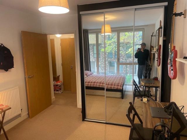 Room at Oxley Square, Greater London