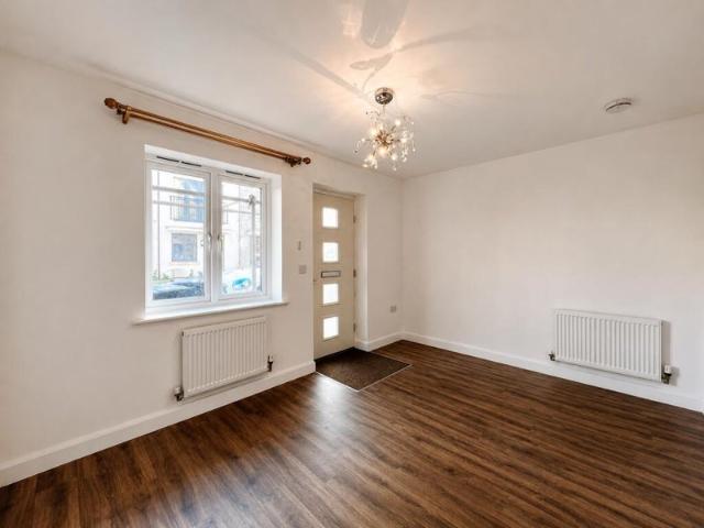 Room at Oak Tree Close, Bristol
