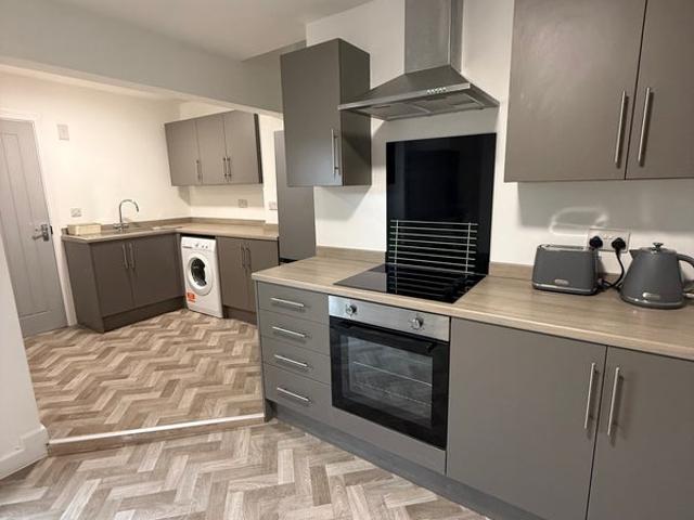 Room at Oak Street, Wigan