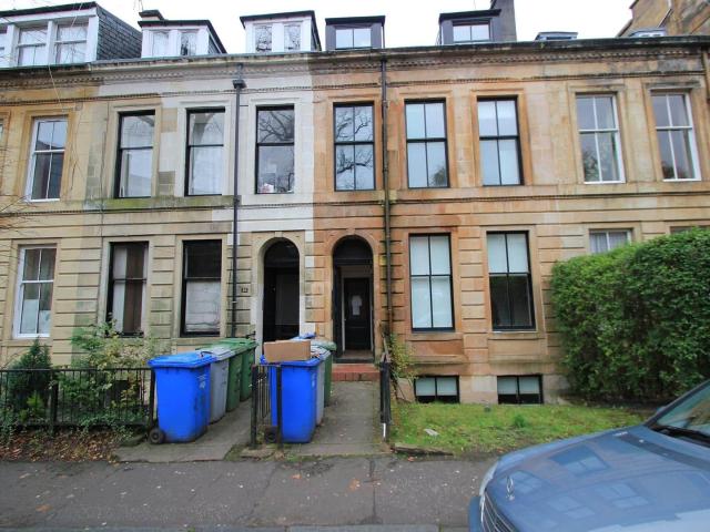 Room at Oakfield Avenue, Glasgow