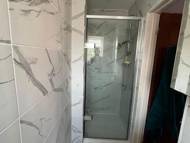 Room at Oakfield Road, Greater London