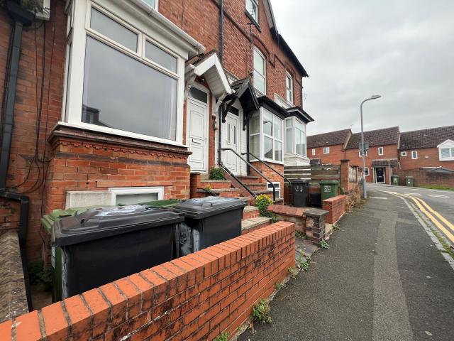 Room at Oakly Road, Redditch