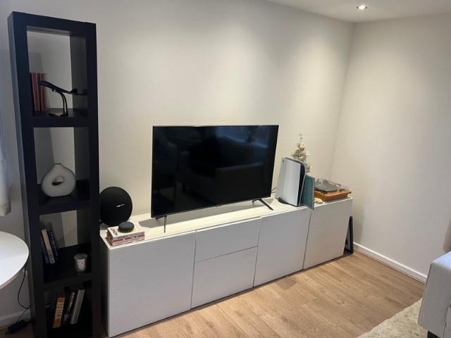 Room at Oaklands Road, Salford